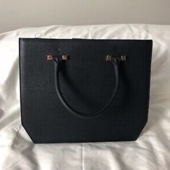 Luana | Bags | Nwt Luana Italy Origami Black Pebbled Leather Tote ...